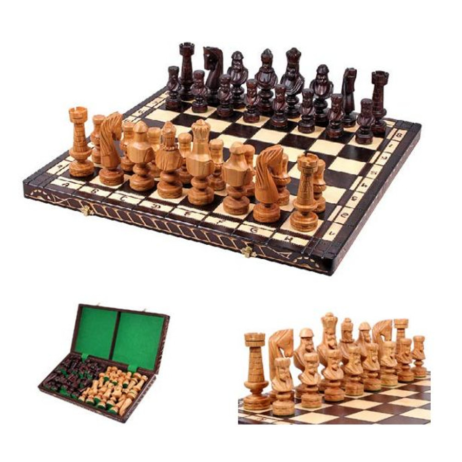 Sakk-készlet: tábla sakktábla és figurák